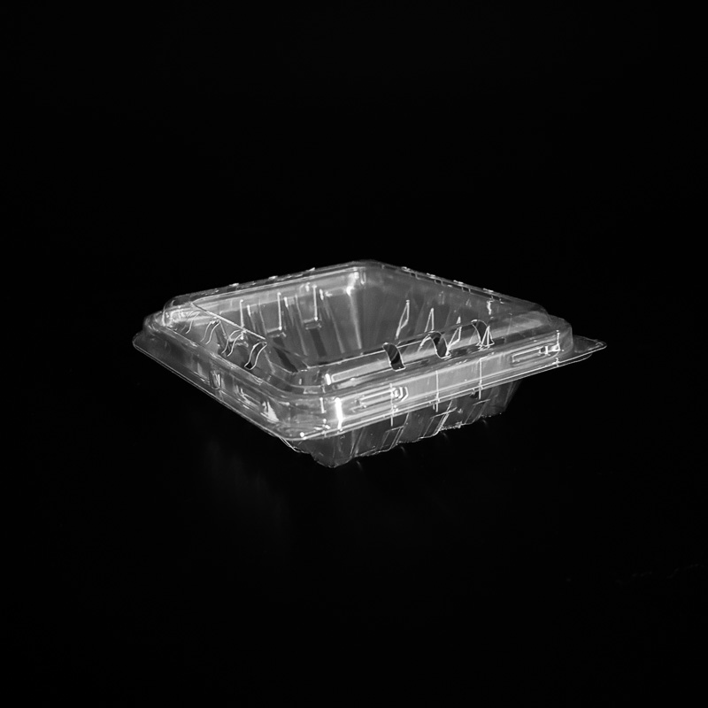 C1019 4.4 oz Clamshell - Midlantic Labeling and Packaging